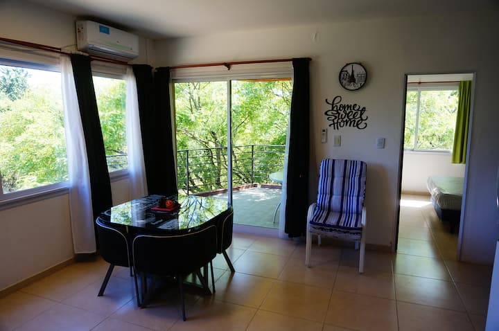 El Deptito Lindo - Colón