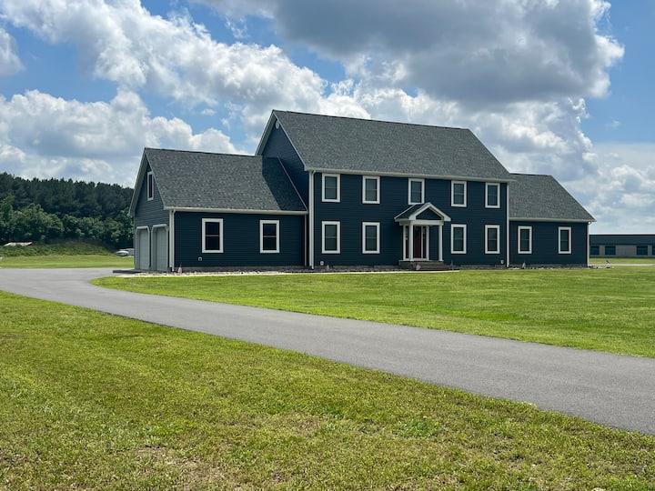 The Big Gray House - Salisbury, MD
