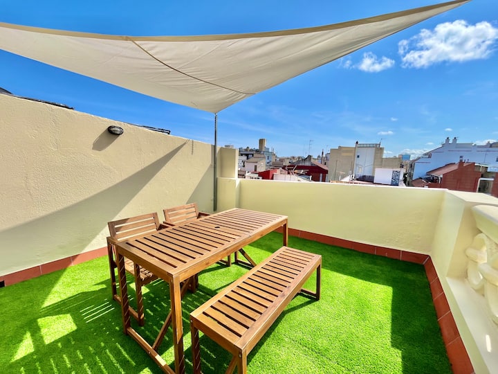 Genial ÁTico Con Terraza Privada - Barcelona