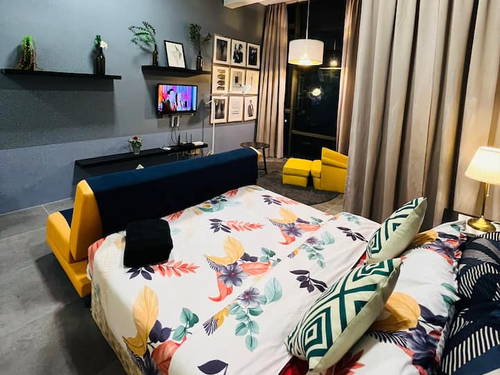 Naturaa @ Empire Damansara • Free Netflix&wi-fi! - Petaling Jaya