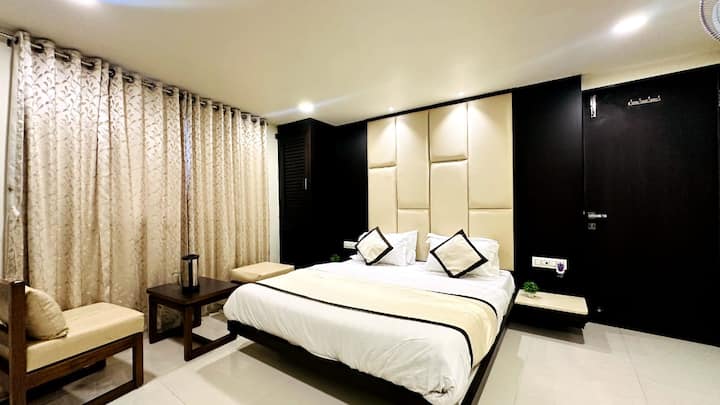 Mount Abu Stay | Super Deluxe Ac Rooms - マウント・アビュー