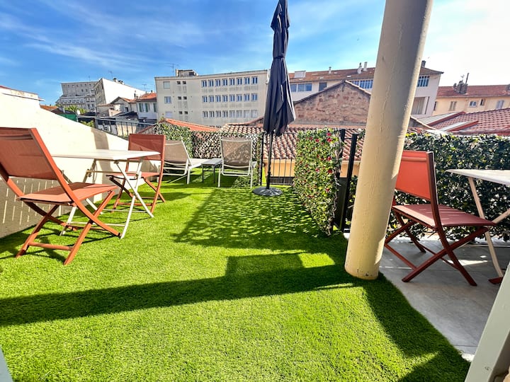Ema -4/6 Pers - Hyper Centre Terrasse- Plage à 4mn - Saint-Raphaël