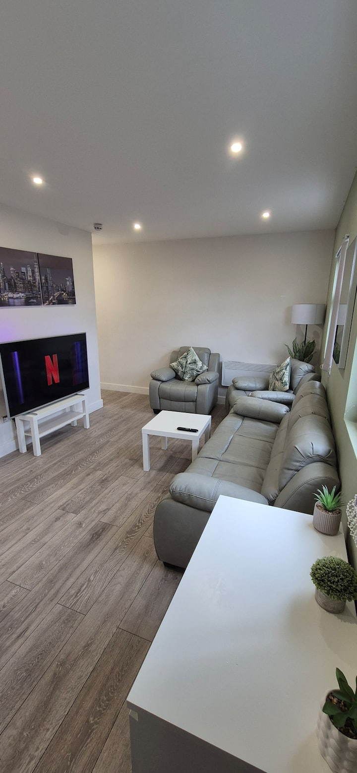 Deluxe Flat - Close To Coventry City Centre & Uhcw - Coventry