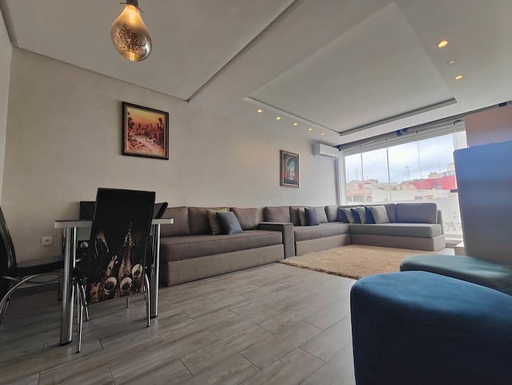 Luxe 2br Oasis In Tangier Center & Garage Parking - Tánger