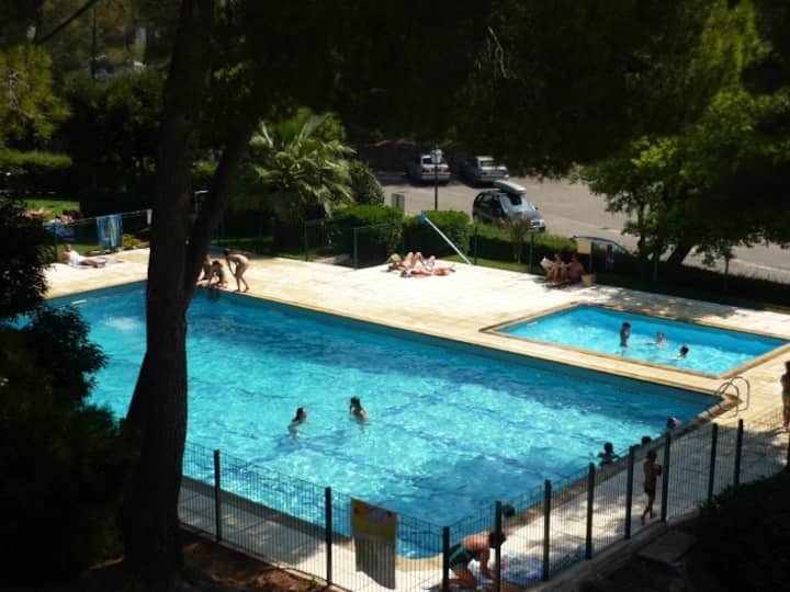Appart 4 Pers. Piscine Plage à 250m. Jardin Privé - Calanque des Anglais