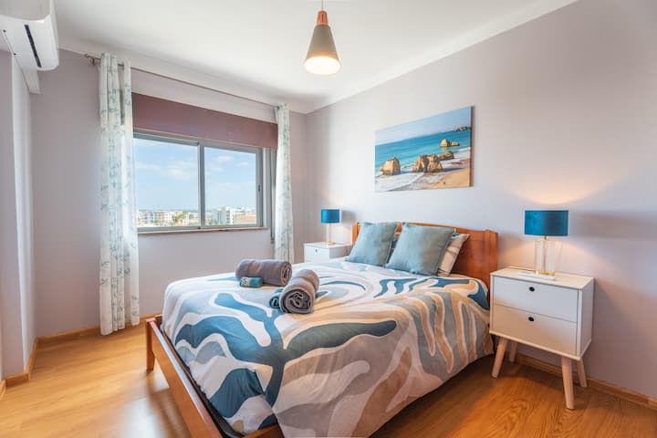 8m Walk To Beach W/pool / Balcony / Ac / Wi-fi - Portimão