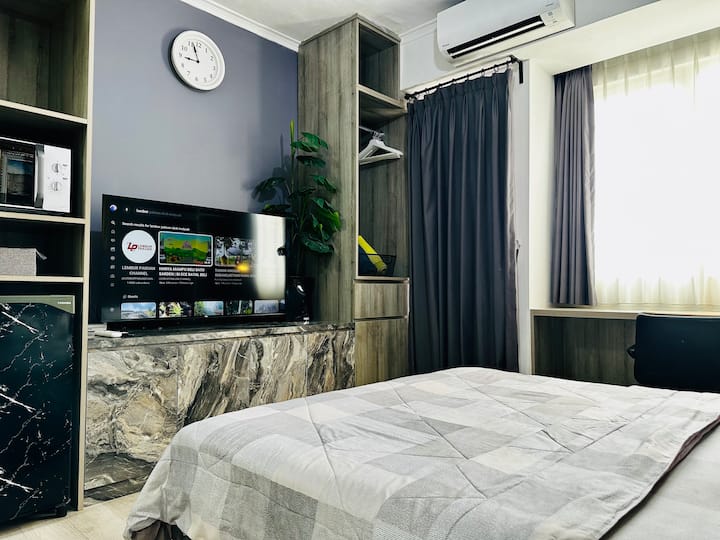 Comfort Living Studio Near Jiexpo & Jis Jakarta - Jakarta