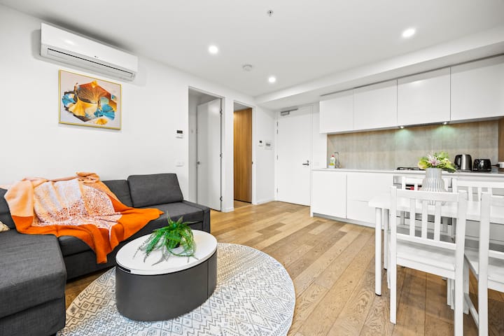 14-stylish Cbd Apartment With Marvelous Views - 