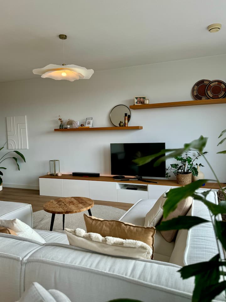 120m2 Apartment With Free Parking. Incl. 2 Bikes - Ámsterdam