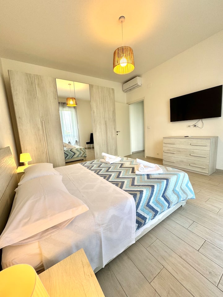 [Savona] Casa Del Sole Wi-fi, Ac, 2 Balcony - Noli