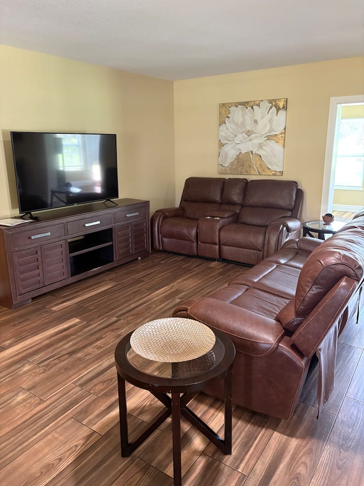 3bdr/2bath Home In Lutz Close To Tampa/stadium - Odessa, FL