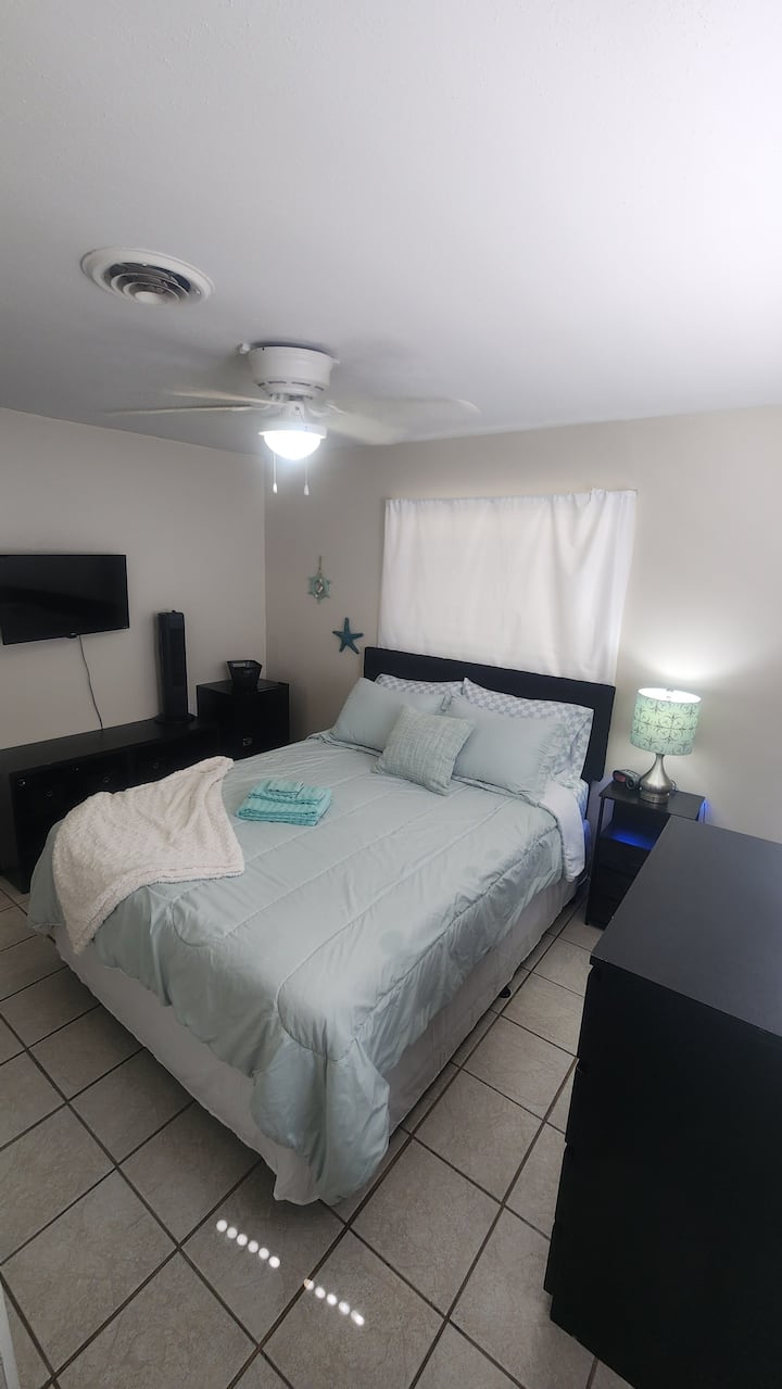 Room #1 For Rent In The Space Cost - Titusville, FL