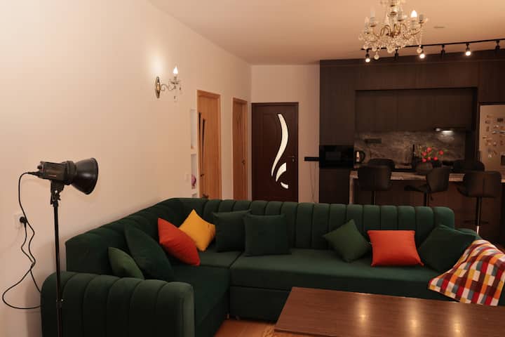 Ethnic Villa With Pool & Mountain Views | Sleeps 7 - Armenien