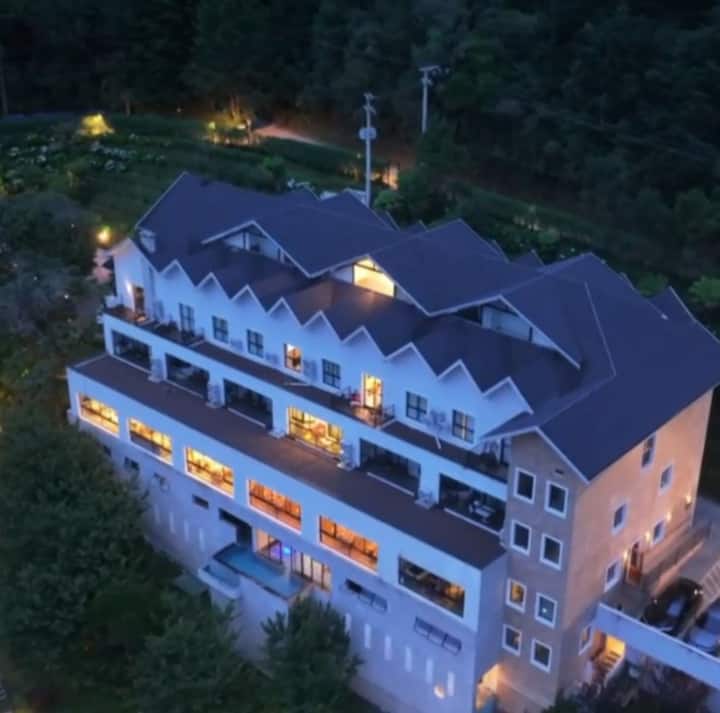 Carpe Diem Boutique  Spa - Lareira! 1q Férias! 21% - Campos do Jordão