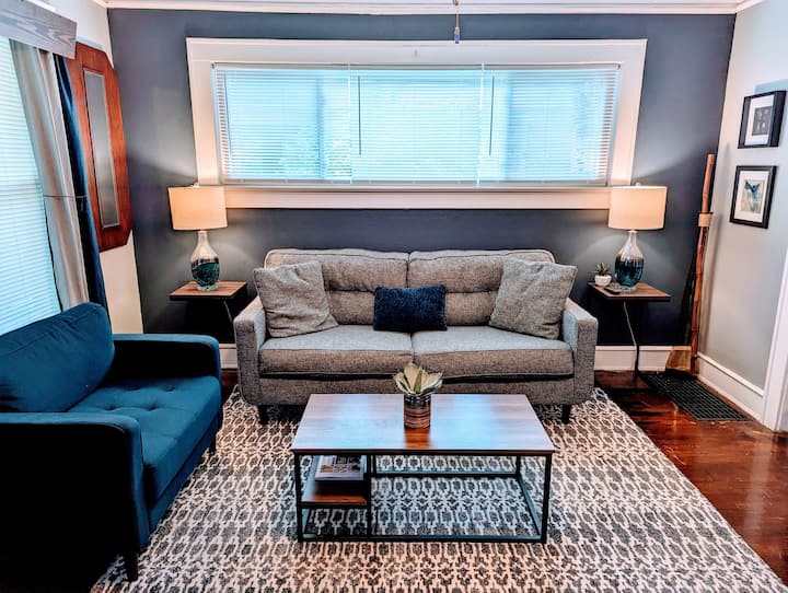 * Couple Friend Single Retreat * - Atlanta, GA