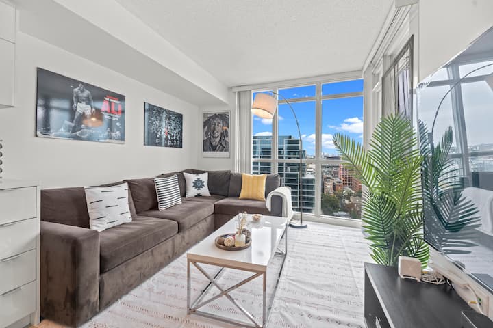 1br •1 Bath •4 Guests •Free Parking •Near Cn Tower - Toronto, ON