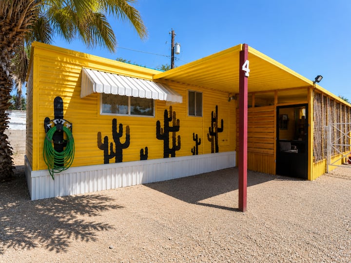 Yellow Desert Trailer - Yuma, AZ