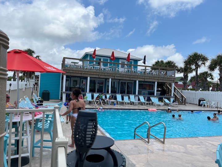 Beach Access- Close To Walmart, Bowling, Skating - Panama City Beach, FL