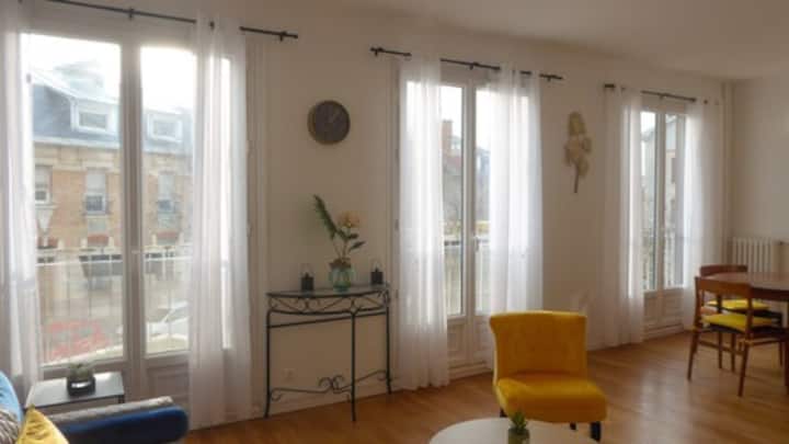 Le Saint Marceaux, Petit Déjeuner Et Spa Possible - Reims