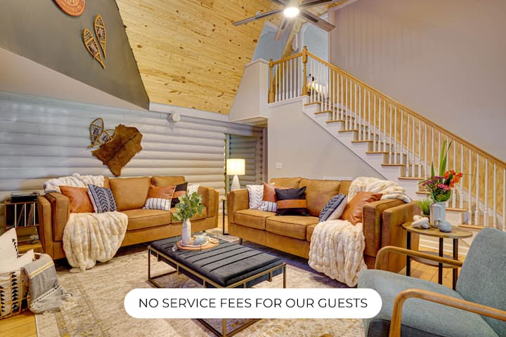 The Alpine- Luxecabin W King/hottub/gamerm/firepit - Duluth, GA