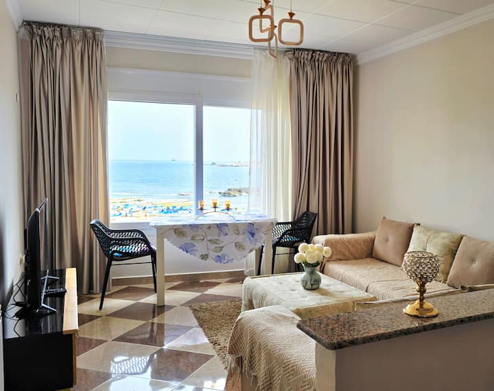 Appartement Sur Le Front De Mer, Vues Imbattables - Jijel