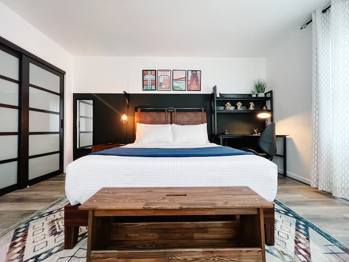 Central Location *Private *Wi-fi *Free Parking - Richmond, VA