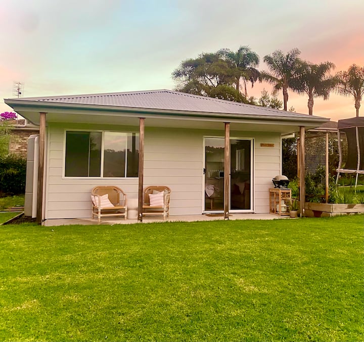 2 Bedroom Guesthouse 500m To Merimbula Town Centre - Merimbula