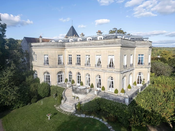 Château Du Prieuré ÉVecquemont Near Paris - Cergy