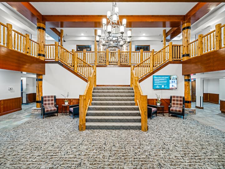 3br Near West Entrance, Pool, Hot Tub, Game Room. - West Yellowstone, MT