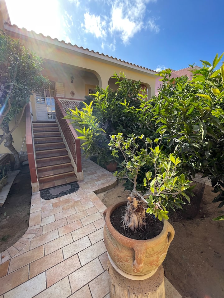 Villetta Lampione, Situata Nel Cuore Di Lampedusa. - Lampedusa