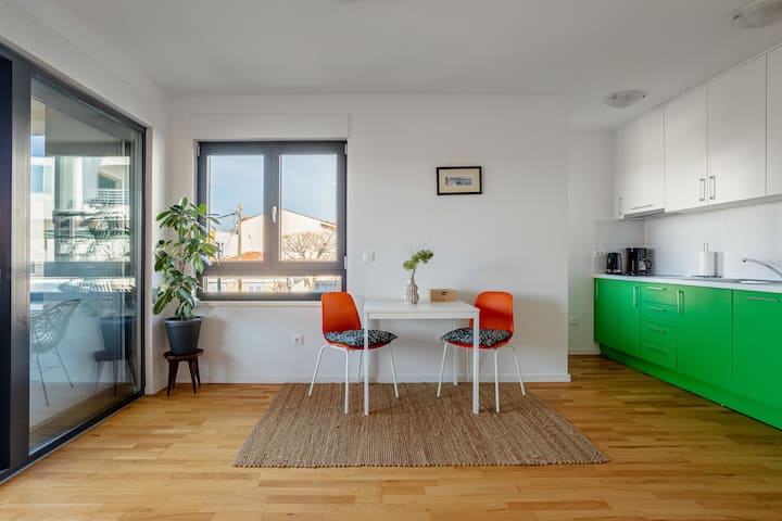 Lovely Sea View Studio In Center-luigi - Tučepi