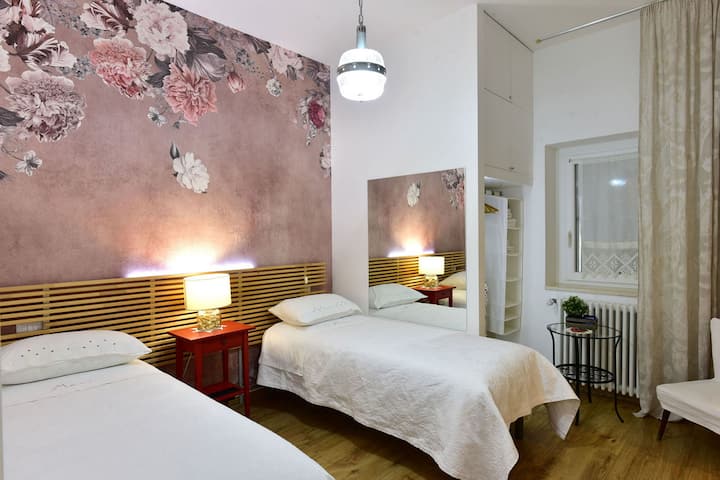 Camera Doppia Letti Singoli - Antilia - Matera