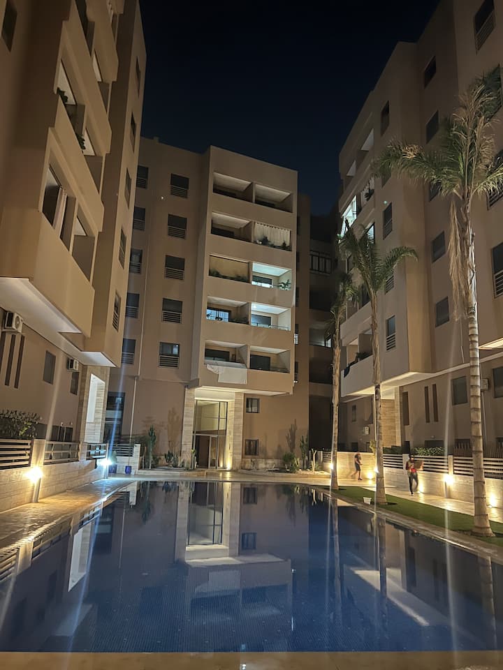 Jolie Appartement En Ville  .Piscine , Parking T24 - Marrakech