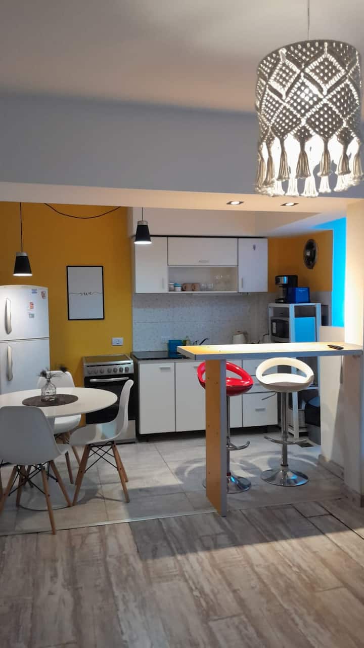 Alegre Departamento En Palermo. - Buenos Aires