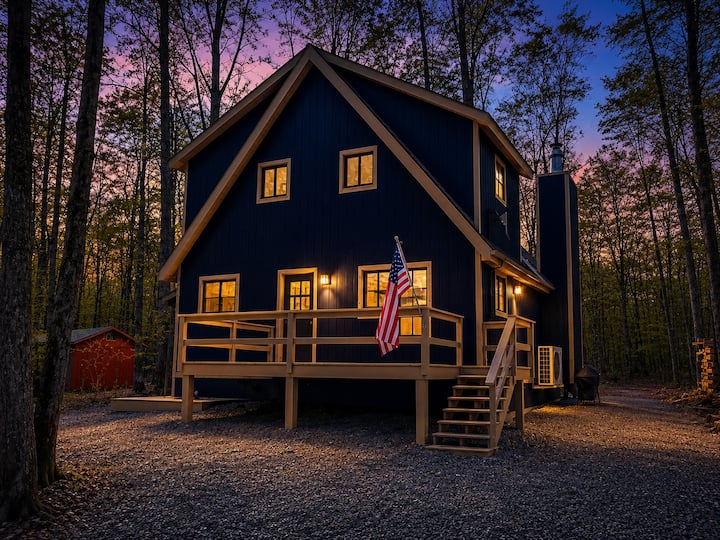 The Pine Lodge Is Wonderful In The Hideout - Waymart, PA