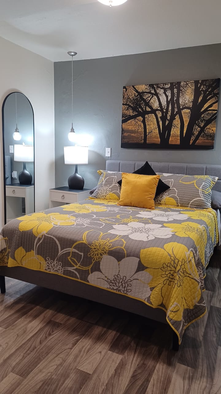 El Rinconcito Acogedor En El Centro De La Ciudad. - El Paso