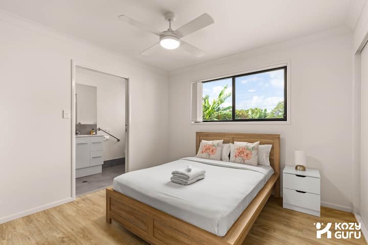 Kozyguru | Mt Gravatt East | 3 Bed Home - QSAC (Queensland Sport and Athletics Centre)