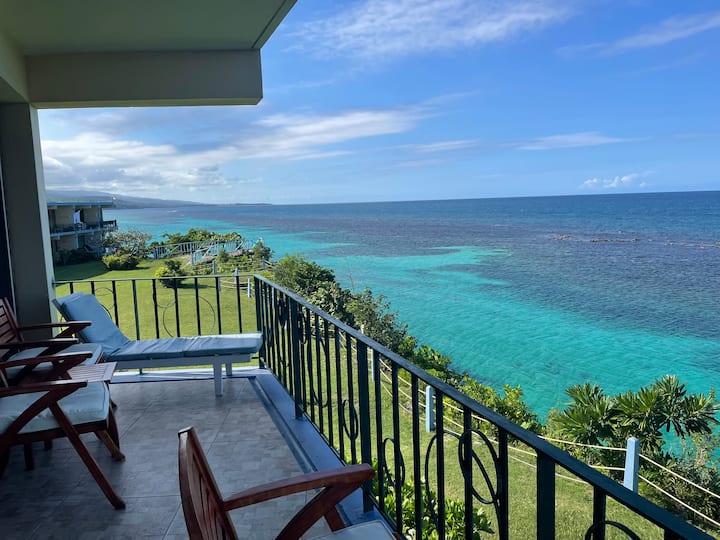 Carib Ocho Rios.  Lifetime View. White Sand Beach. - Ocho Rios