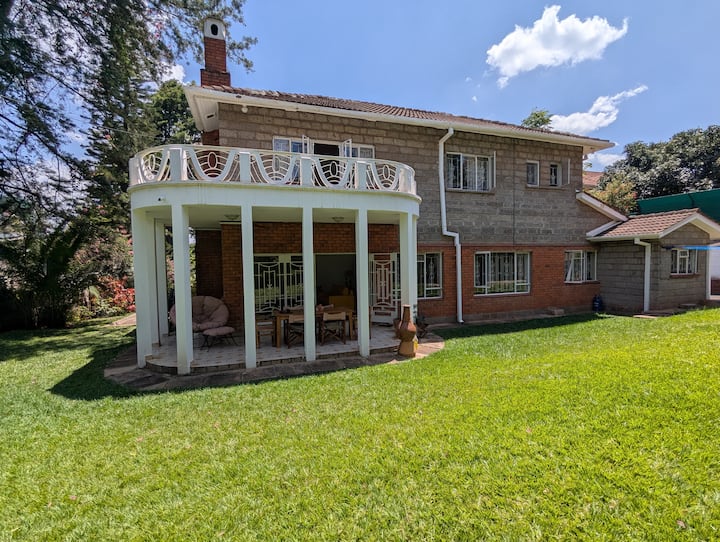 Spacious House With Lush Garden In Central Nairobi - Nairobi