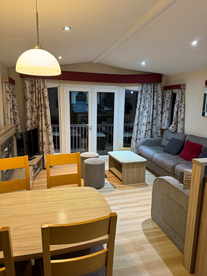 Shipstal Breeze - Poole