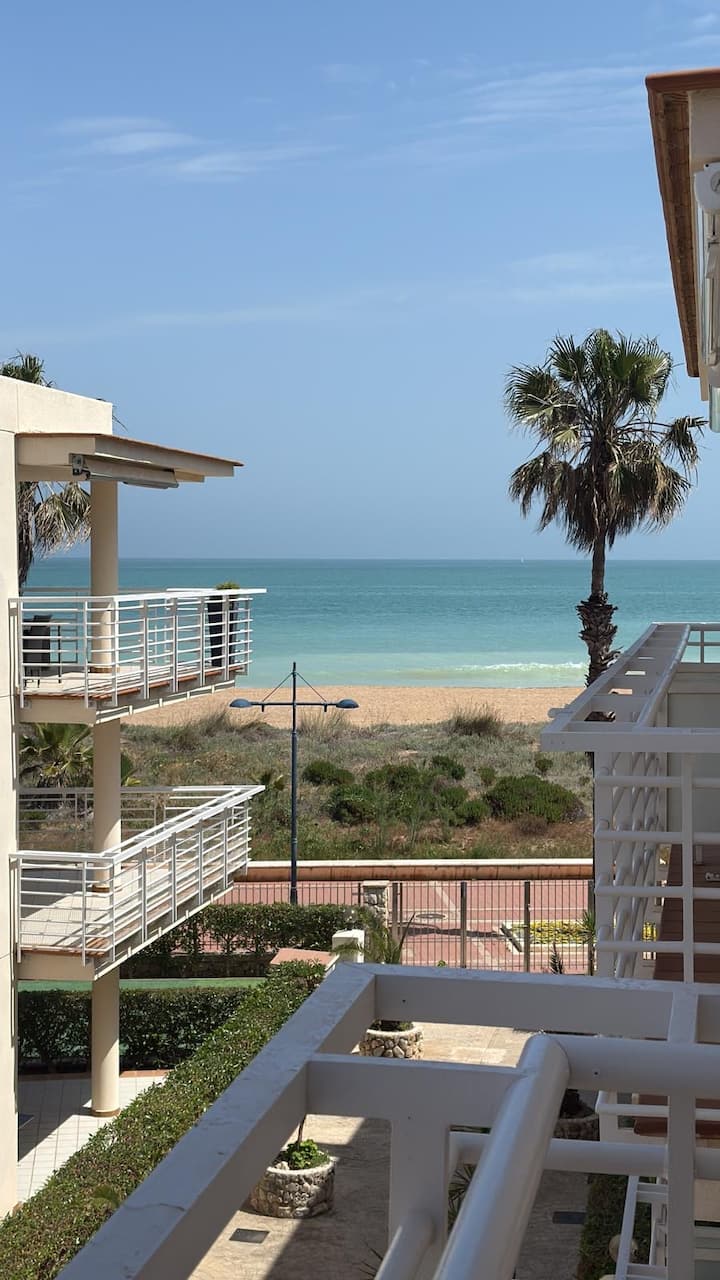¡Fantástico Apartamento En Primera Línea De Playa! - Peníscola
