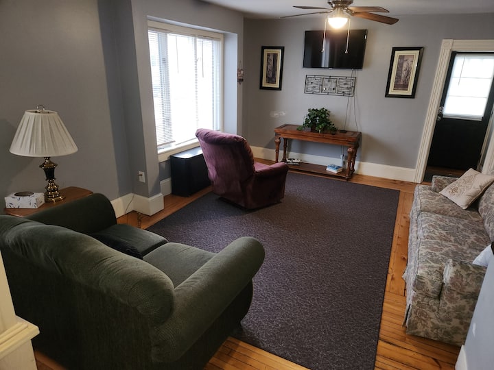 Home Away From Home @663dn - Manchester, NH