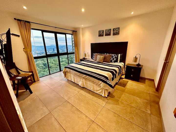 Apartamento Completo Con Vista A La Ciudad - San Salvador