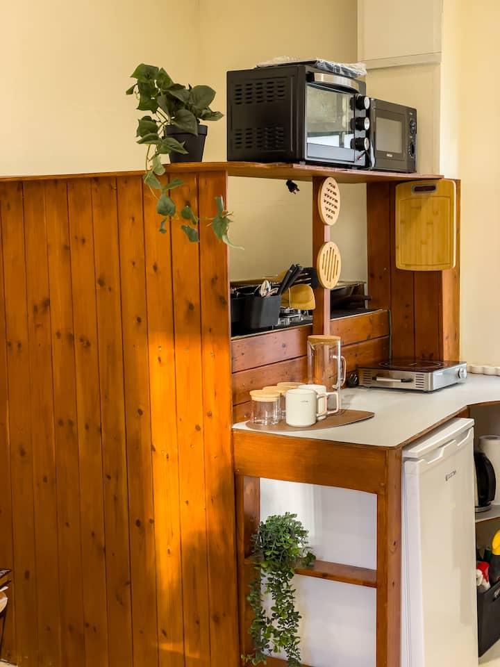 #1 Most Affordable Studio - Steps From The Beach - Tel Aviv