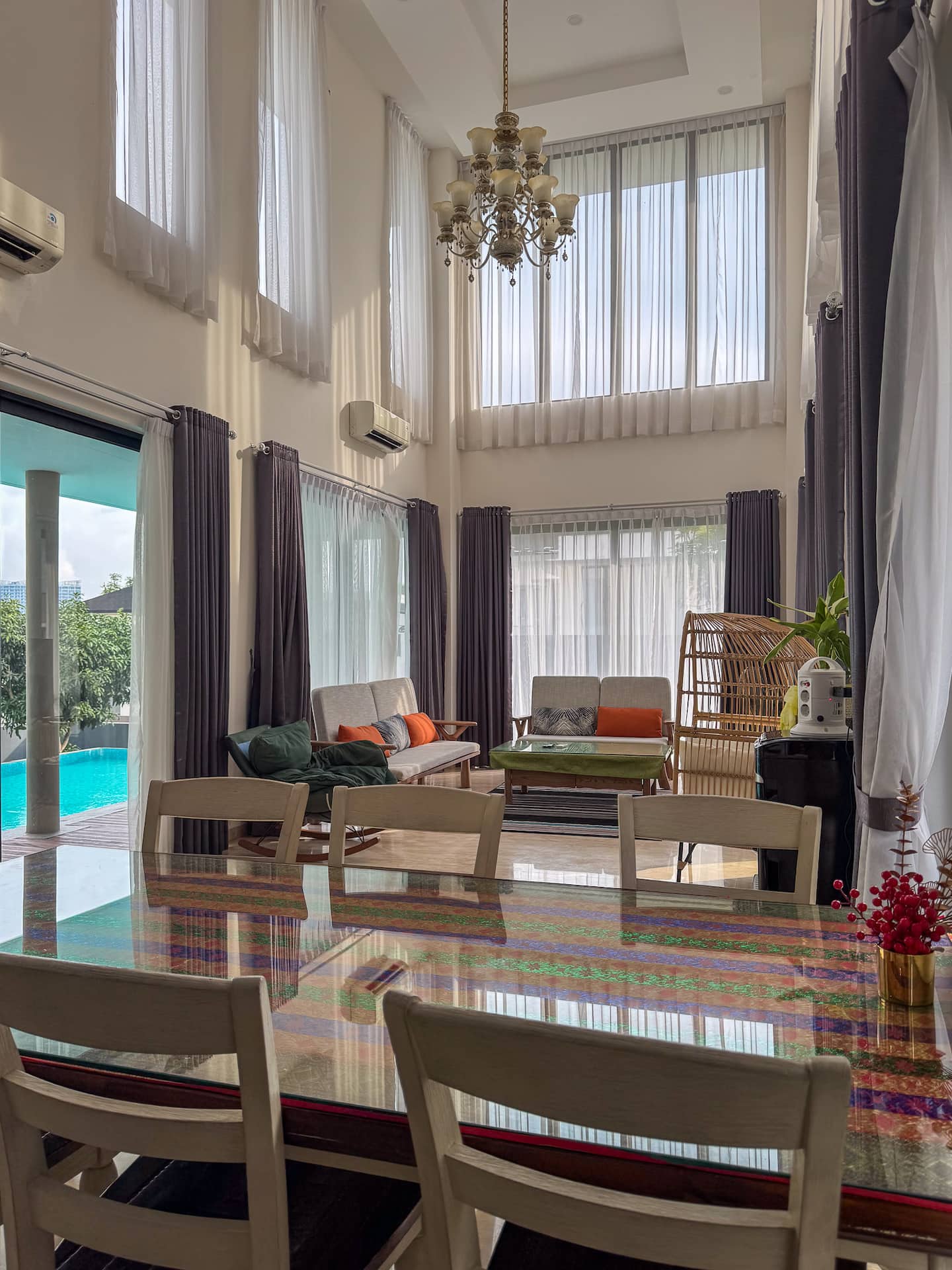 Batam Villa Holiday Rentals - Riau Islands, Indonesia | Airbnb