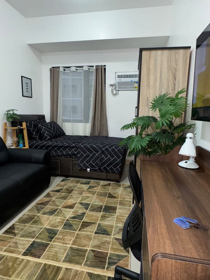 Budget Friendly Studio - Dasmariñas