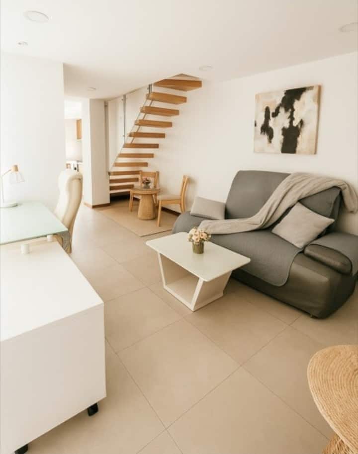 Stadium, 5 Min Downtown, Mont Sinai Hospit Loft - Cuenca, Ecuador