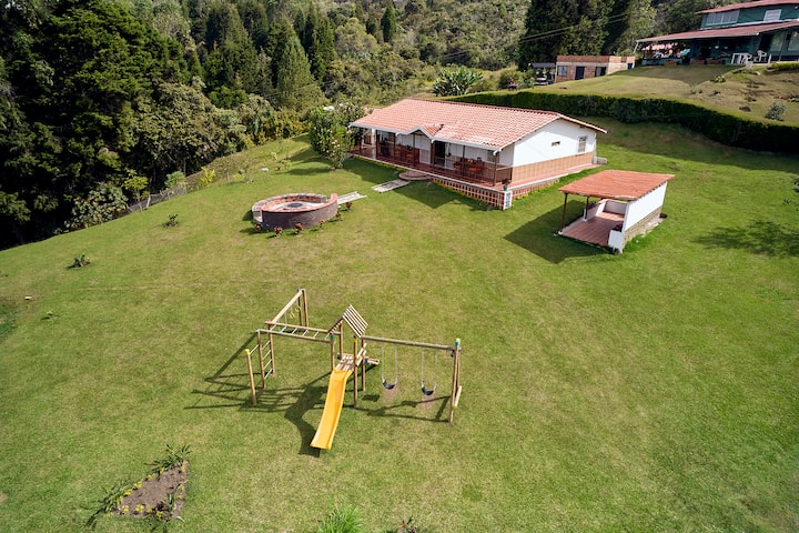 Finca La Fogata | Grupos + Cerca Al Patinódromo - Guarne