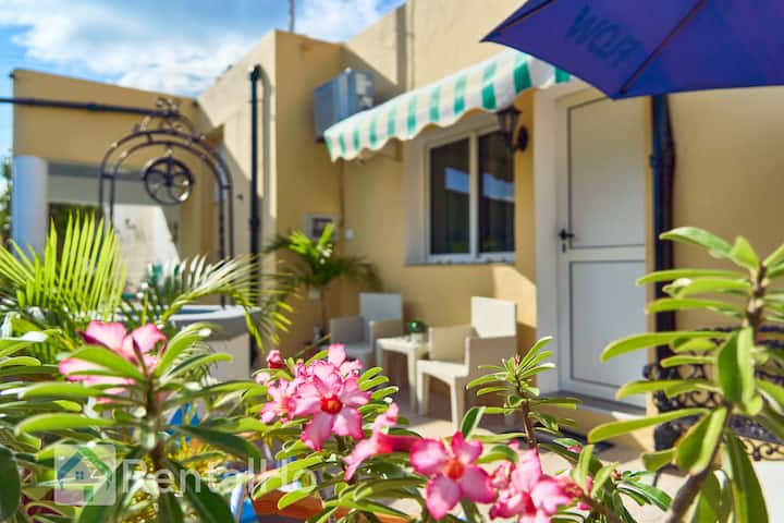 Remodeled Room | Free Wifi | 2 Min From The Beach - Varadero