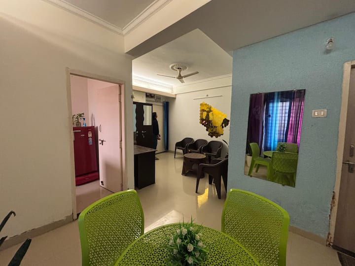 The Homely Stay | (2 Rooms)|near Scope Global - Bhopal